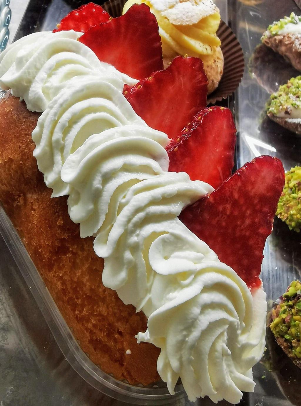 I babà al rum o alla panna